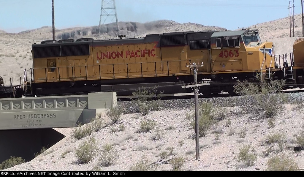 EB Stack Frt at E LV Blvd Underpass 5-24-13 4